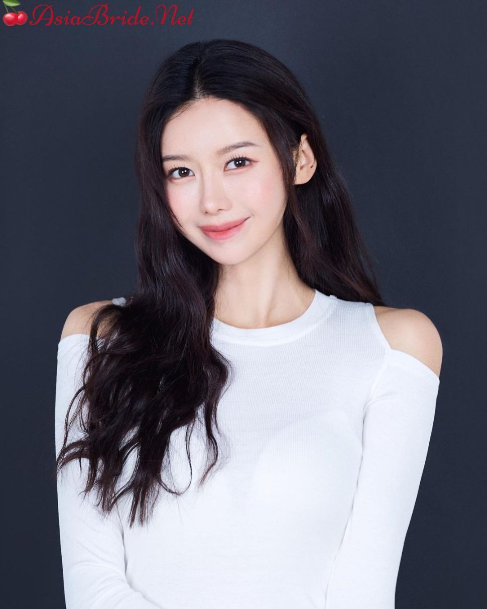 Japanese Brides: Find Single Japanese Girls for Marriage