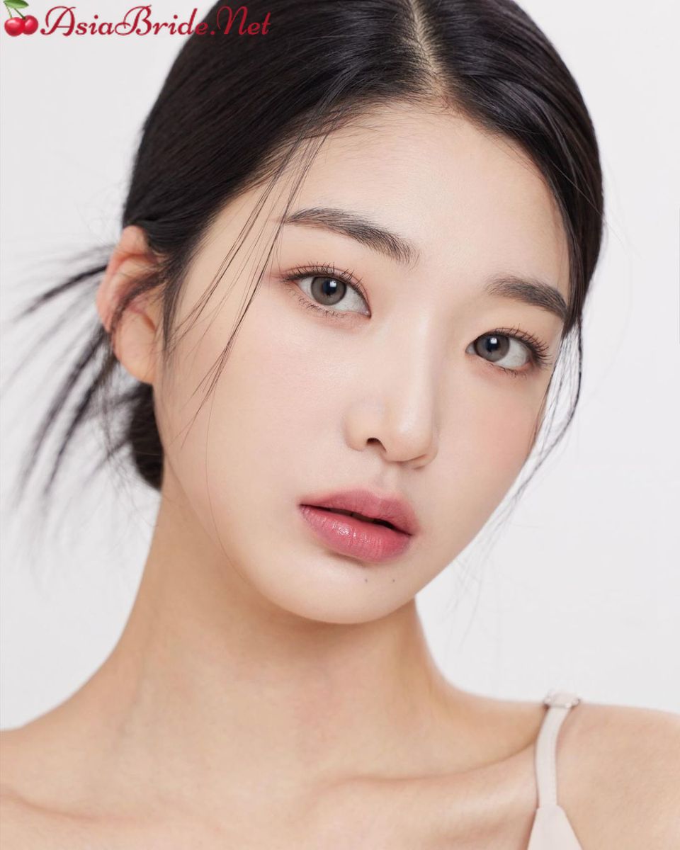 Korean Brides: Where to Find Korean Women for Marriage